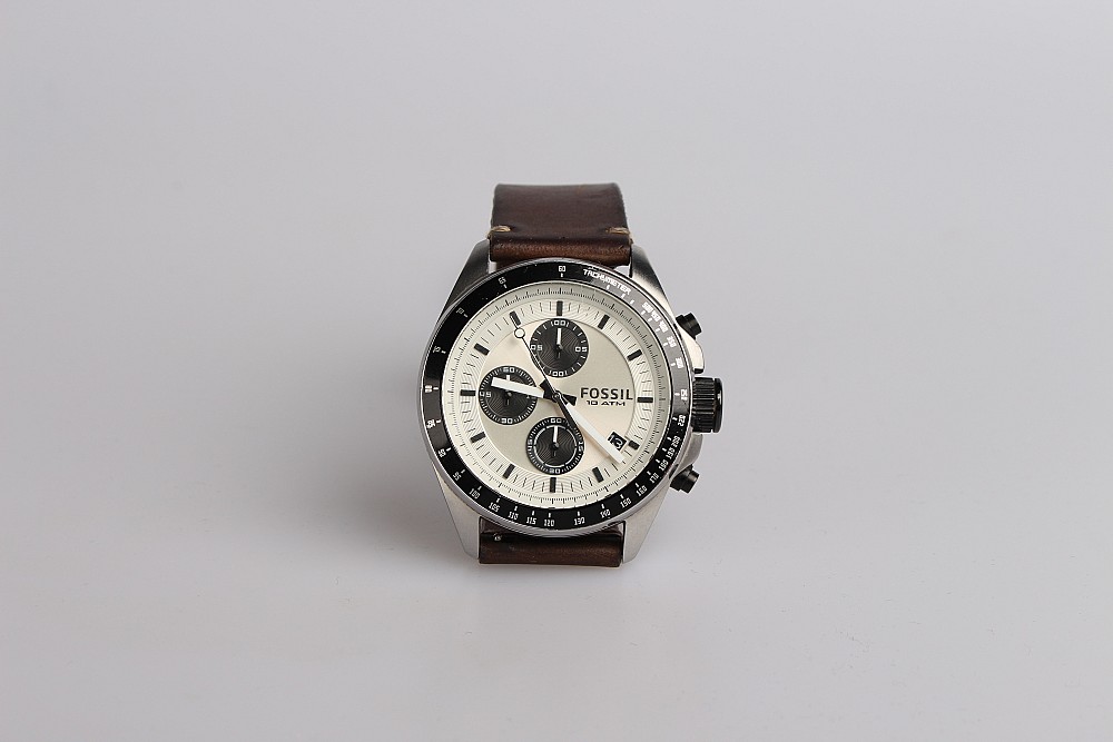 Exploring the Craftsmanship of the Wolf Watch Roll