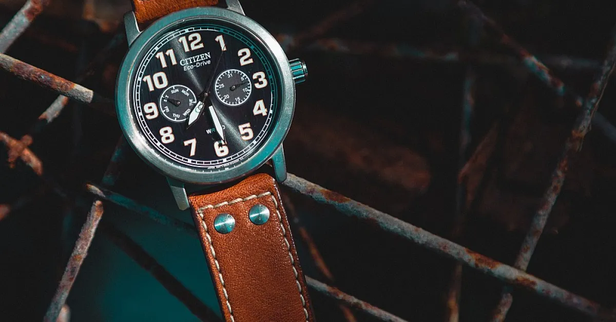 Why blue colour watches for men are redefining luxury timepieces